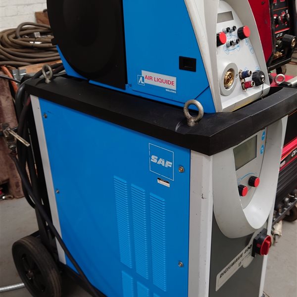 SAF Digiwave 400 MIG MAG Welder, Water Cooled Package